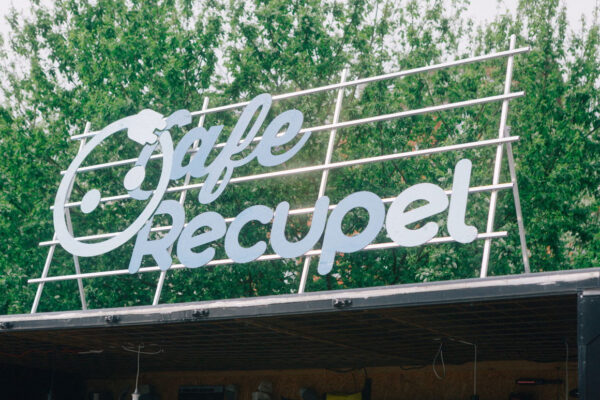 Café Recupel passeert onze stad - Truineer