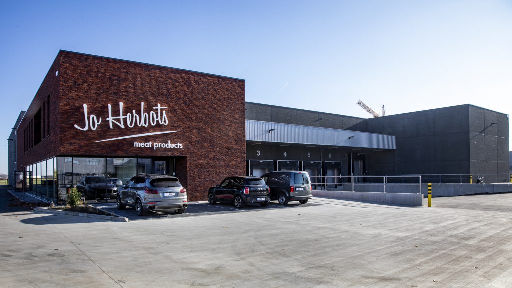 Jo Herbots Meat Products investeert fors in nieuwe lijn - Truineer